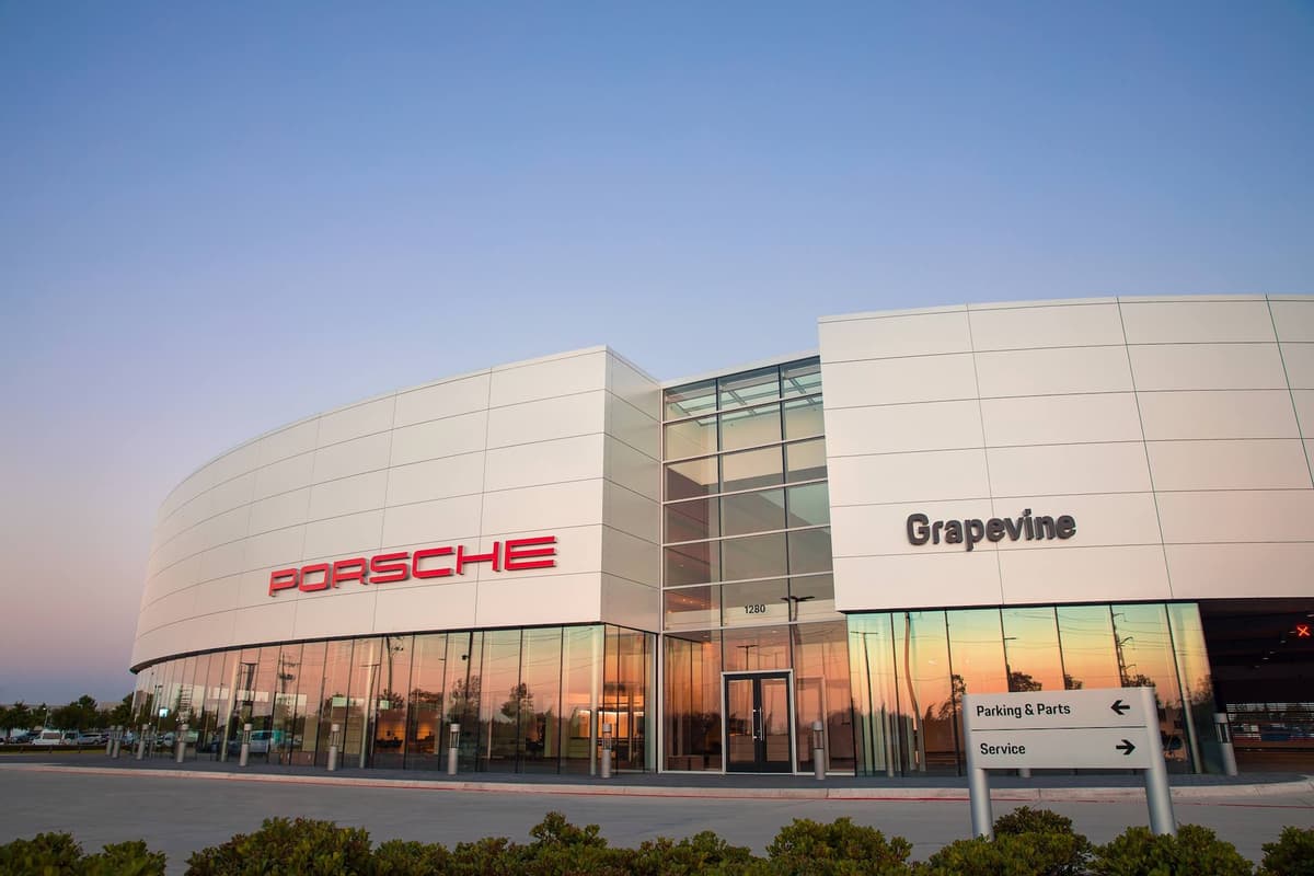Porsche Center Grapevine TX| | Dallas | Fort Worth